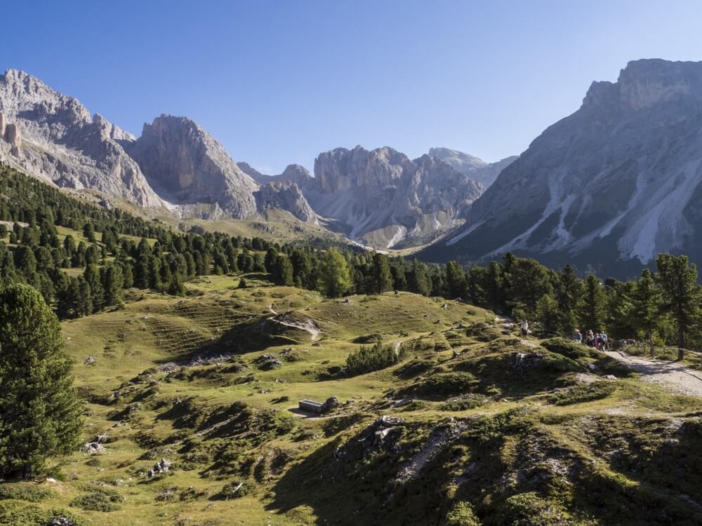 Val Gardena ligt in noord Italie in de Duitstalige provincie Süd Tirol ...
